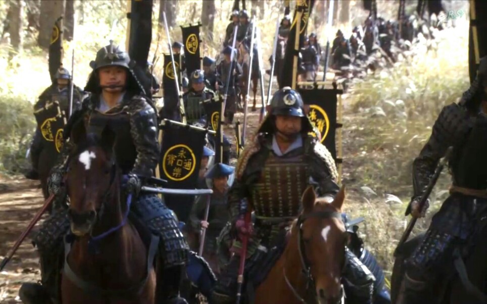 织田信长的眼里已经没有了天皇,6万大军捣毁武田家,瓜分其名下的封地...