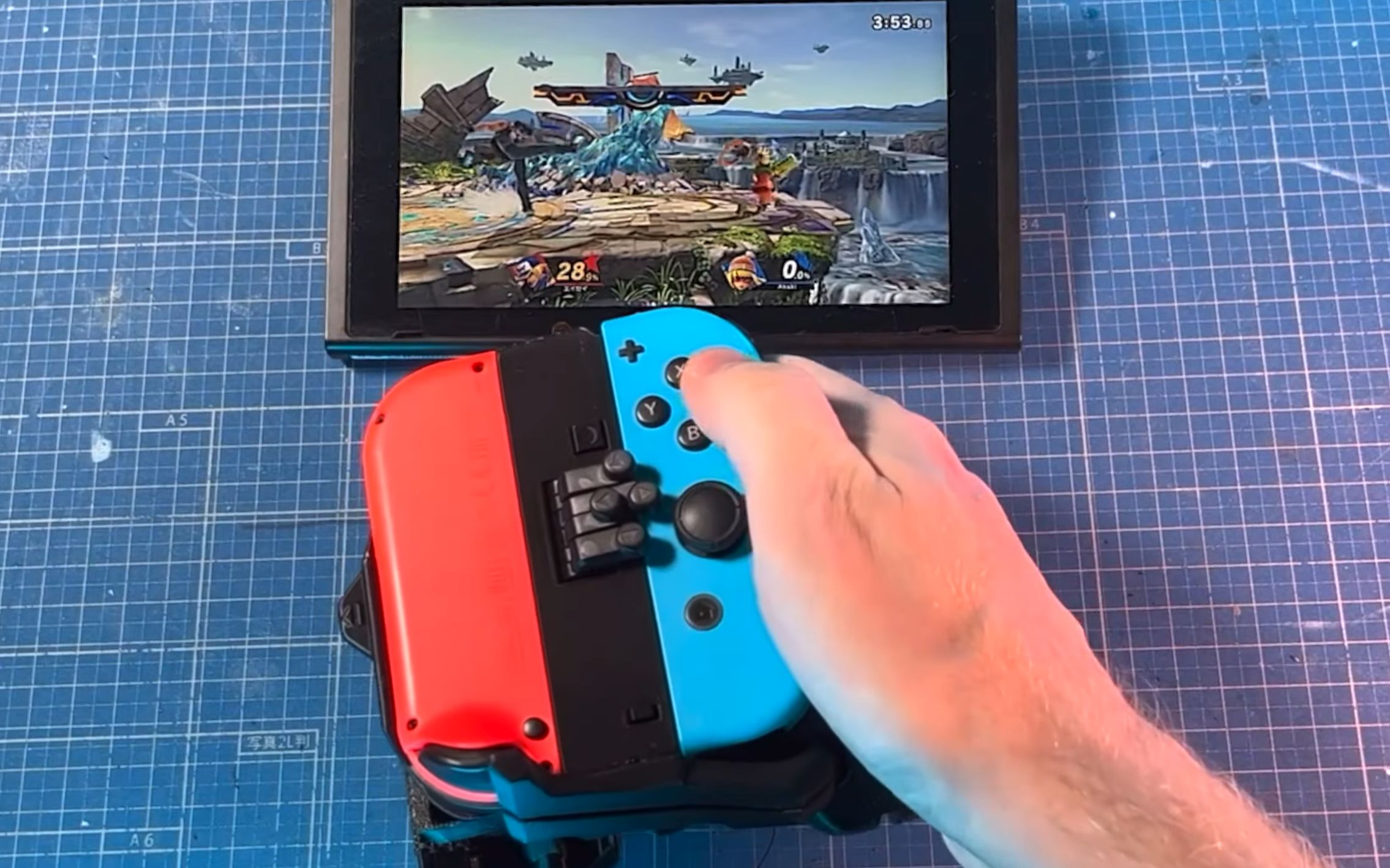 一只手玩NS?任天堂Switch手柄Joy-Con无障碍配件