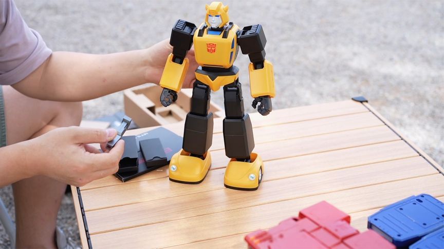 高度还原G1动画,能编程可语音,乐森大黄蜂机器人首发体验