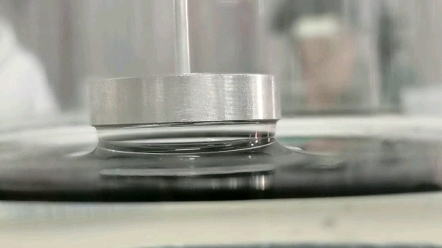 水的表面张力系数测定实验:水膜断裂瞬间(史前画质)