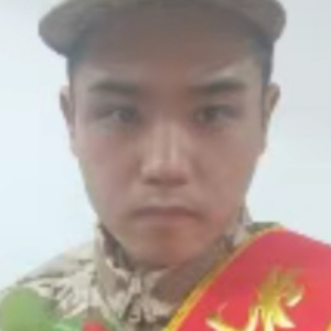 牛春荃 
