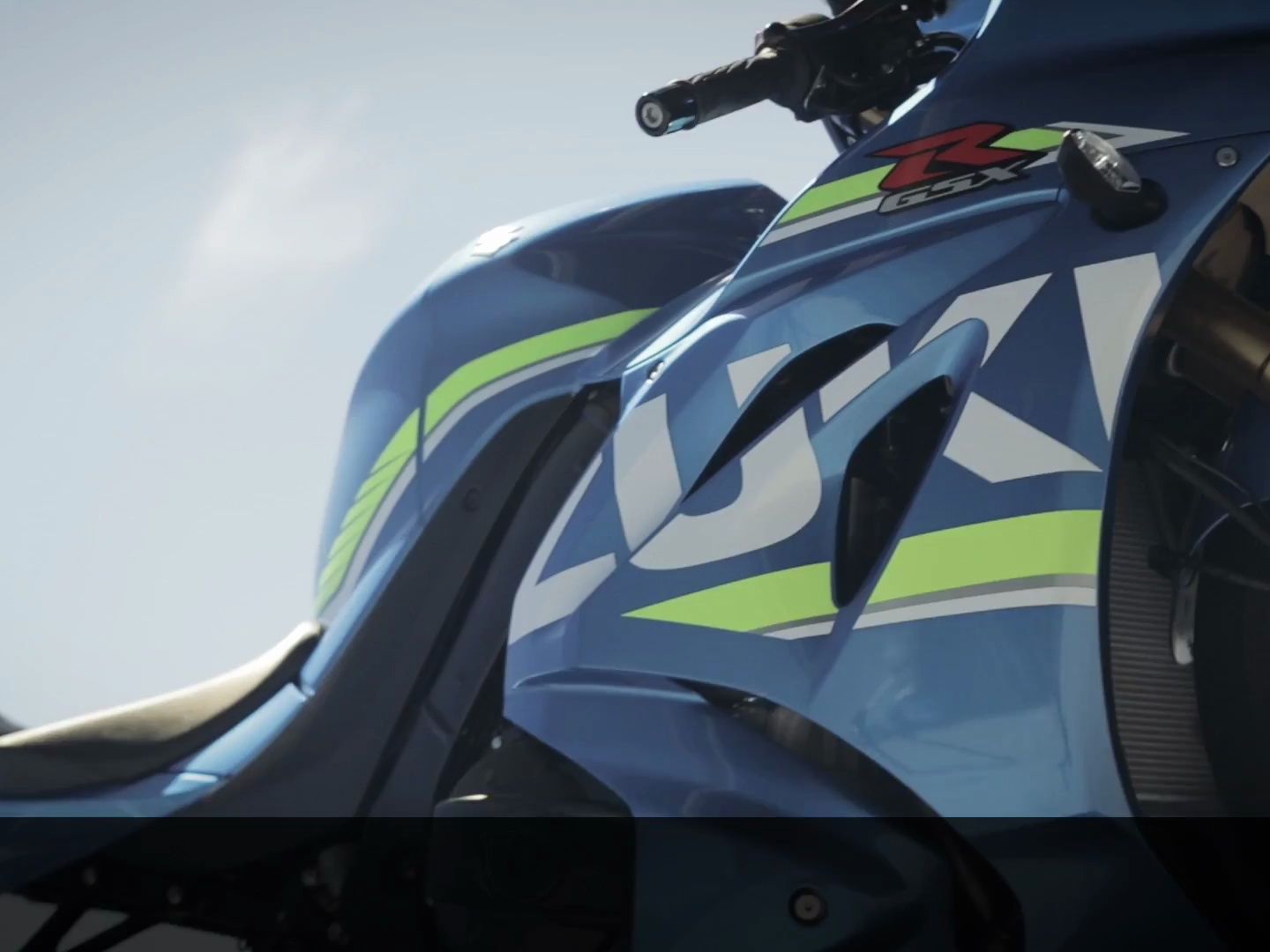 gsx-r1000-r-press-launch-in-phillip-island-2017-1080-ytshorts.savetube....