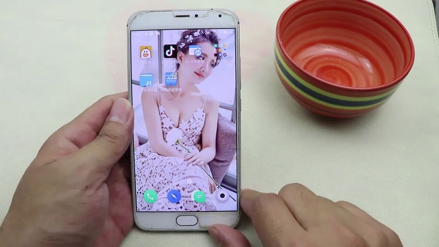 魅族手机用两年了,才发现桌面这样设置更好用,现在才懂真亏大了