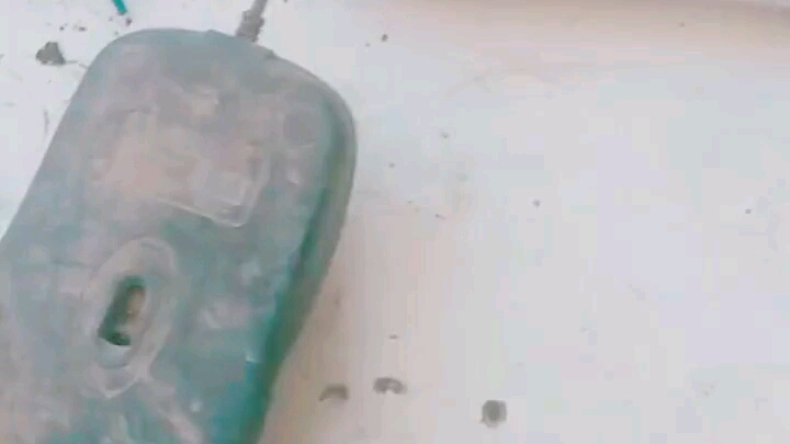 废旧电脑鼠标坏了千万不要丢掉