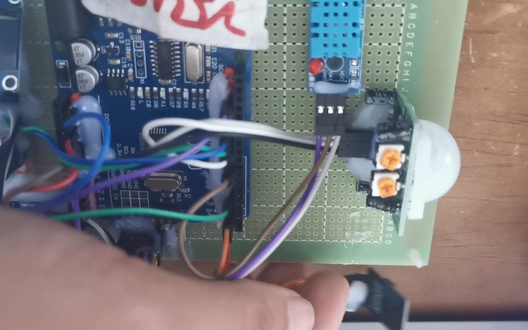 2548基于Arduino的智能台灯控制系统的设计与实现.mp4