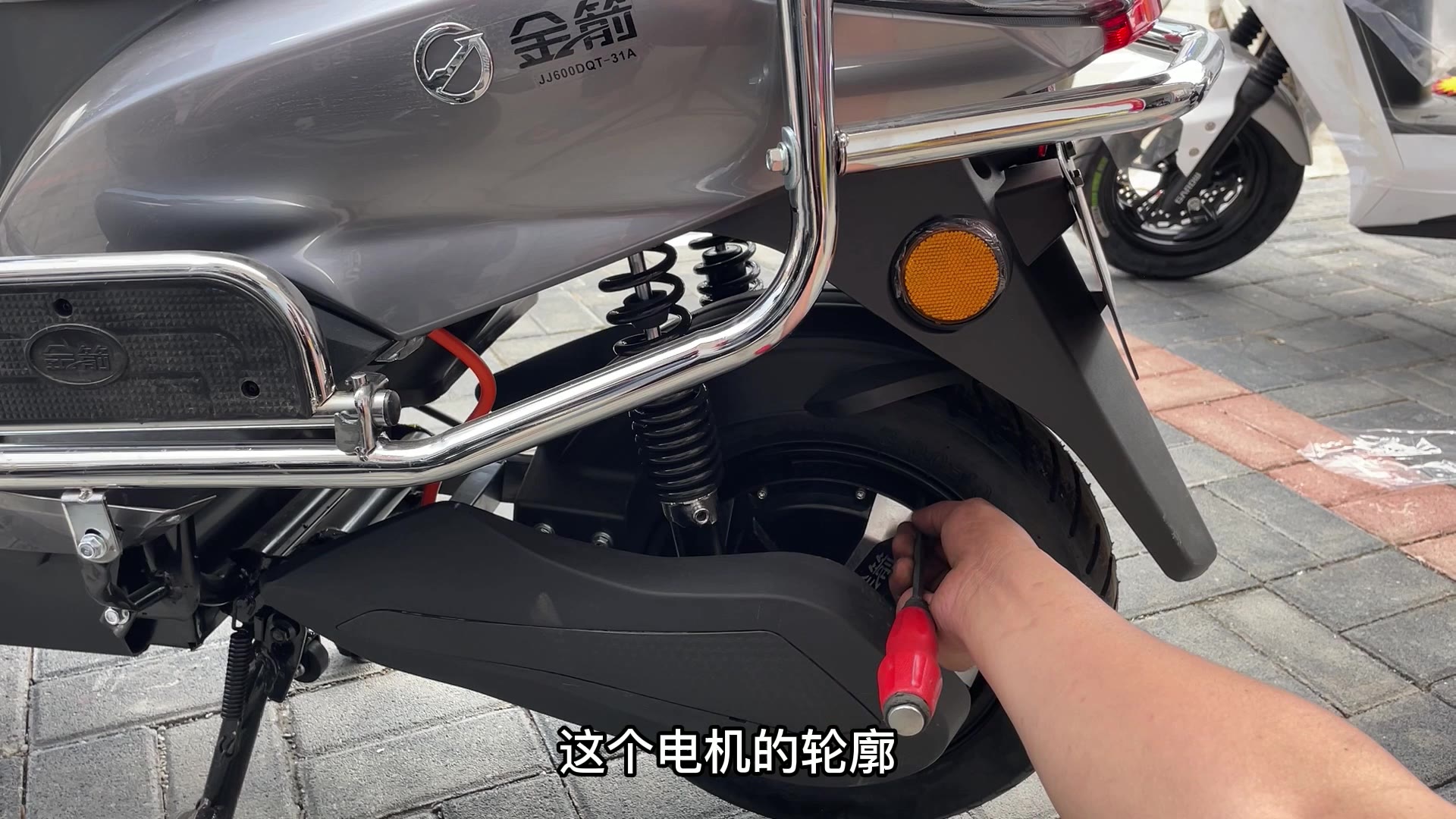 只用一根香烟就能知道电动车的电机功率大小?试过后,效果太牛了