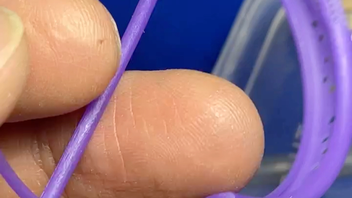 来贝曼学习自己动手做喜欢的珠宝首饰