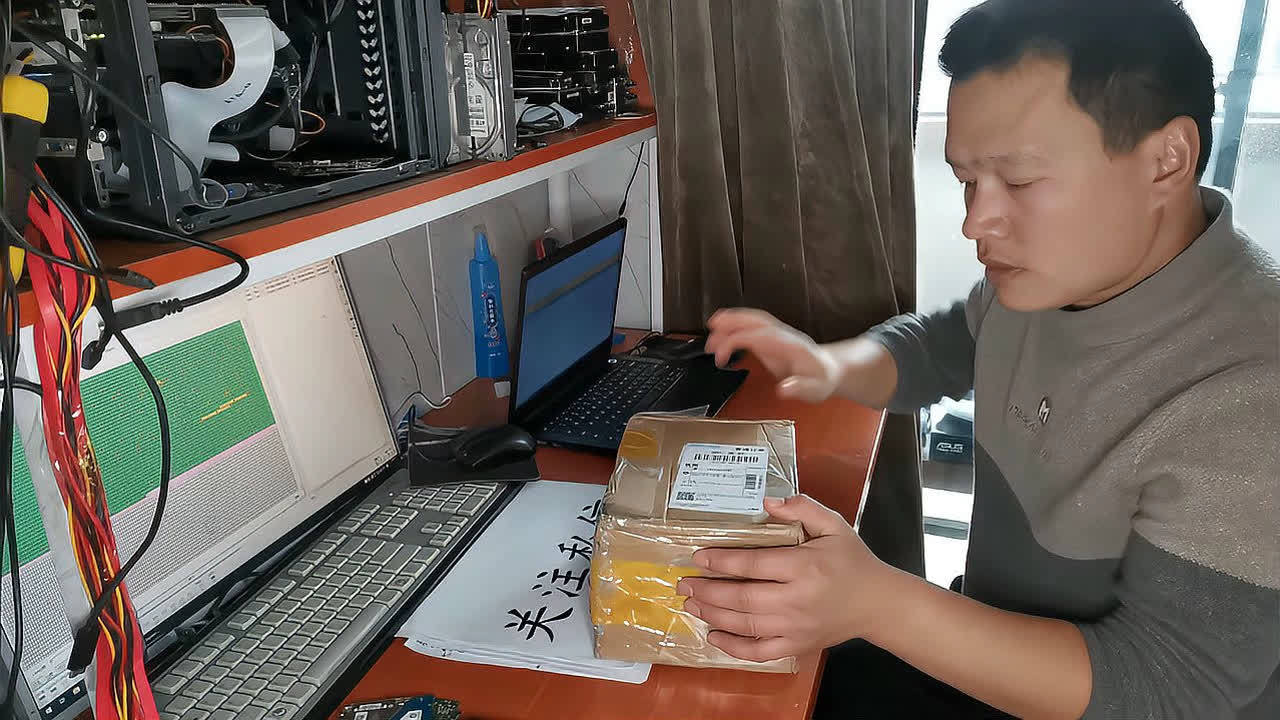 惊人发现电脑城所谓的硬盘数据恢复,开盘恢复.