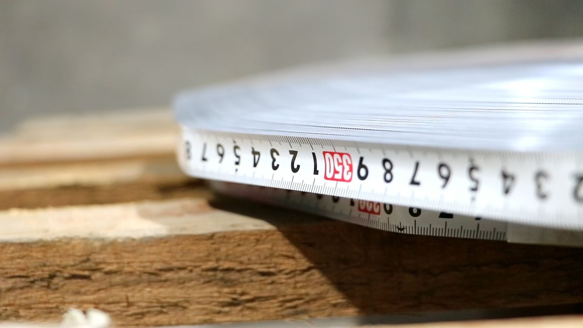 收放自如,卷尺的生产过程。