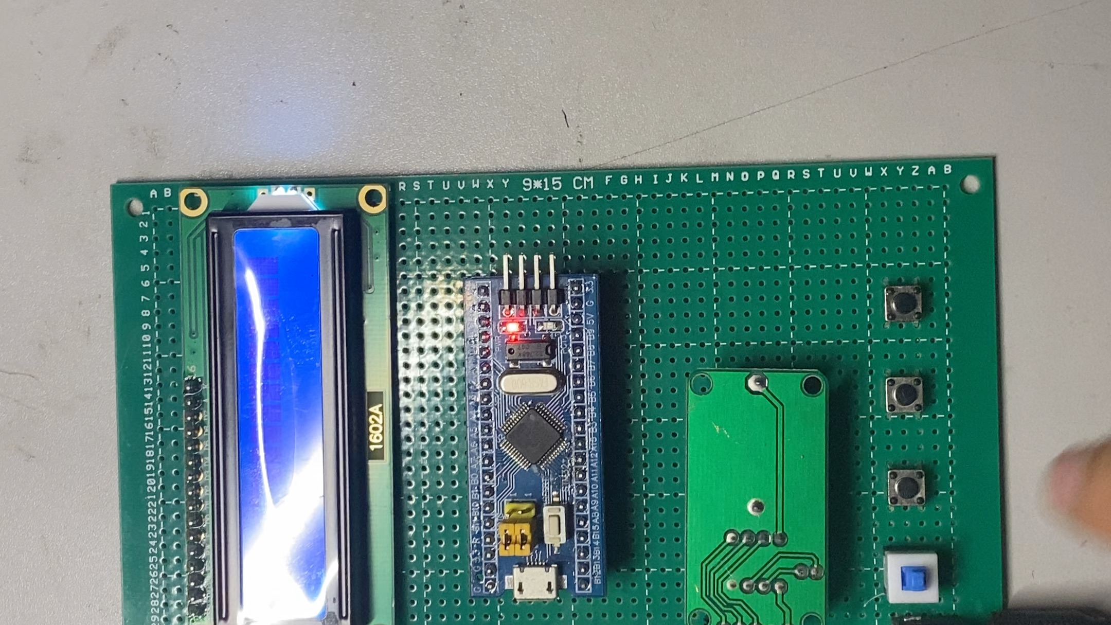 基于STM32单片机电子时钟系统设计