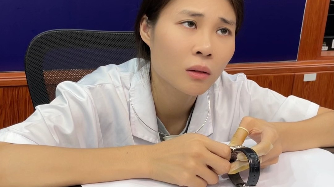 顾客:机械表怎么会坏呢?