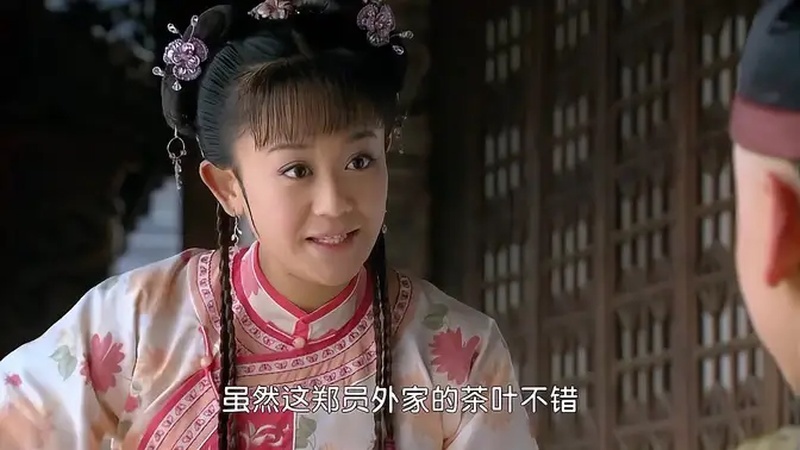还珠格格:晴儿试探小燕子,小燕子差点说漏嘴,晴儿心中更加怀疑