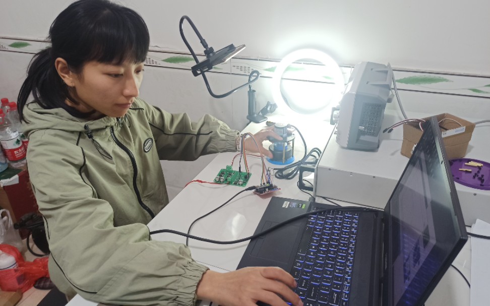 Arduino nano+FOC驱动板(在线电流监测)调用simple FOC库实现闭环...