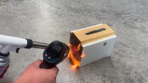 冷库板挂钩阻燃性能,芯材氧指数30以上