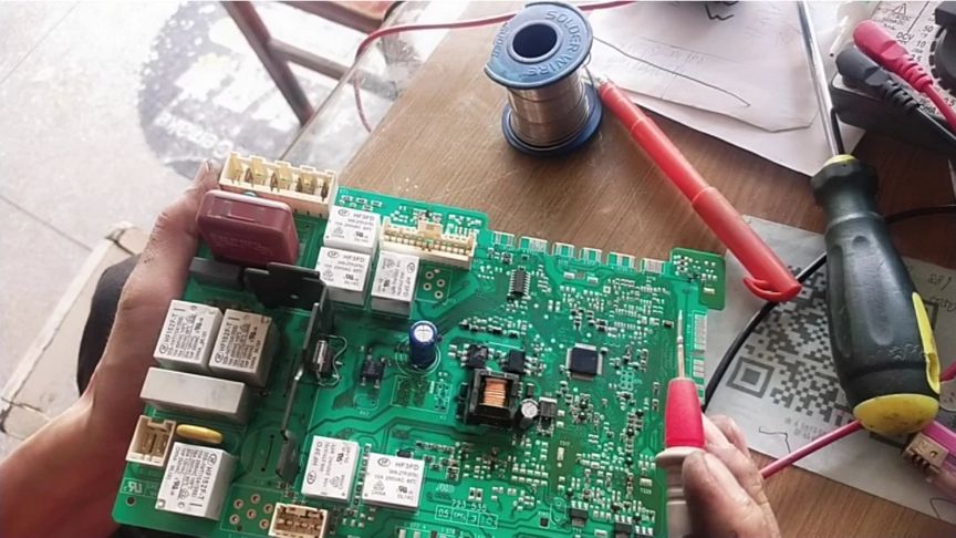 西门子滚筒洗衣机不通电快速查故障。