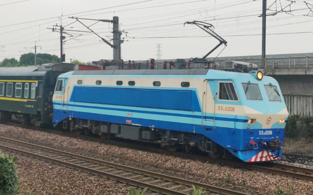 ...K35/K808/K807次收录 京沪线苏州段下午的客货列车 DF7G调机小...