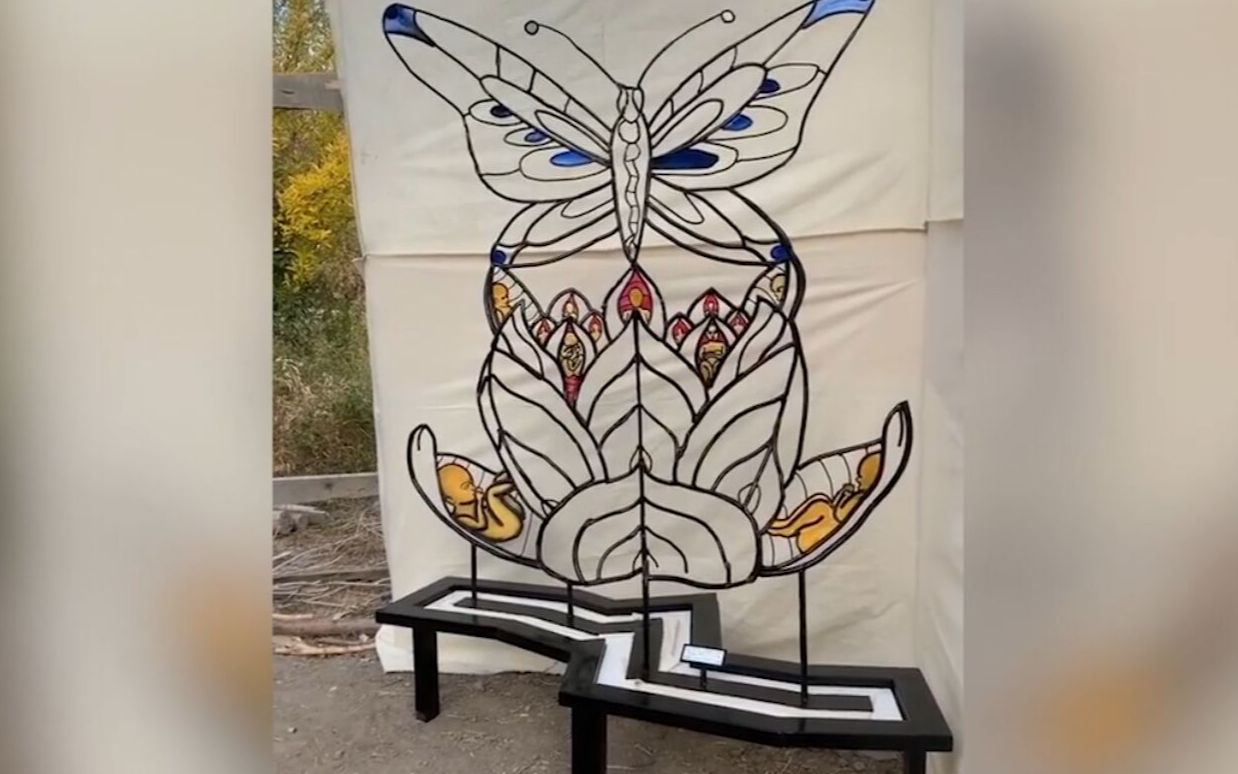 不同视角下有不同的造型,艺术家的创意线条作品,太棒了