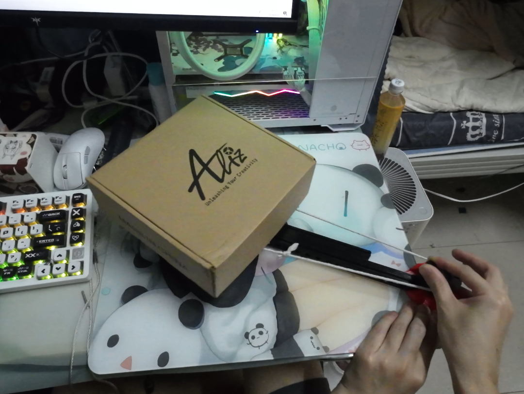 手摇旋转展示台,皮带传动结构,可以做很长,3d打印