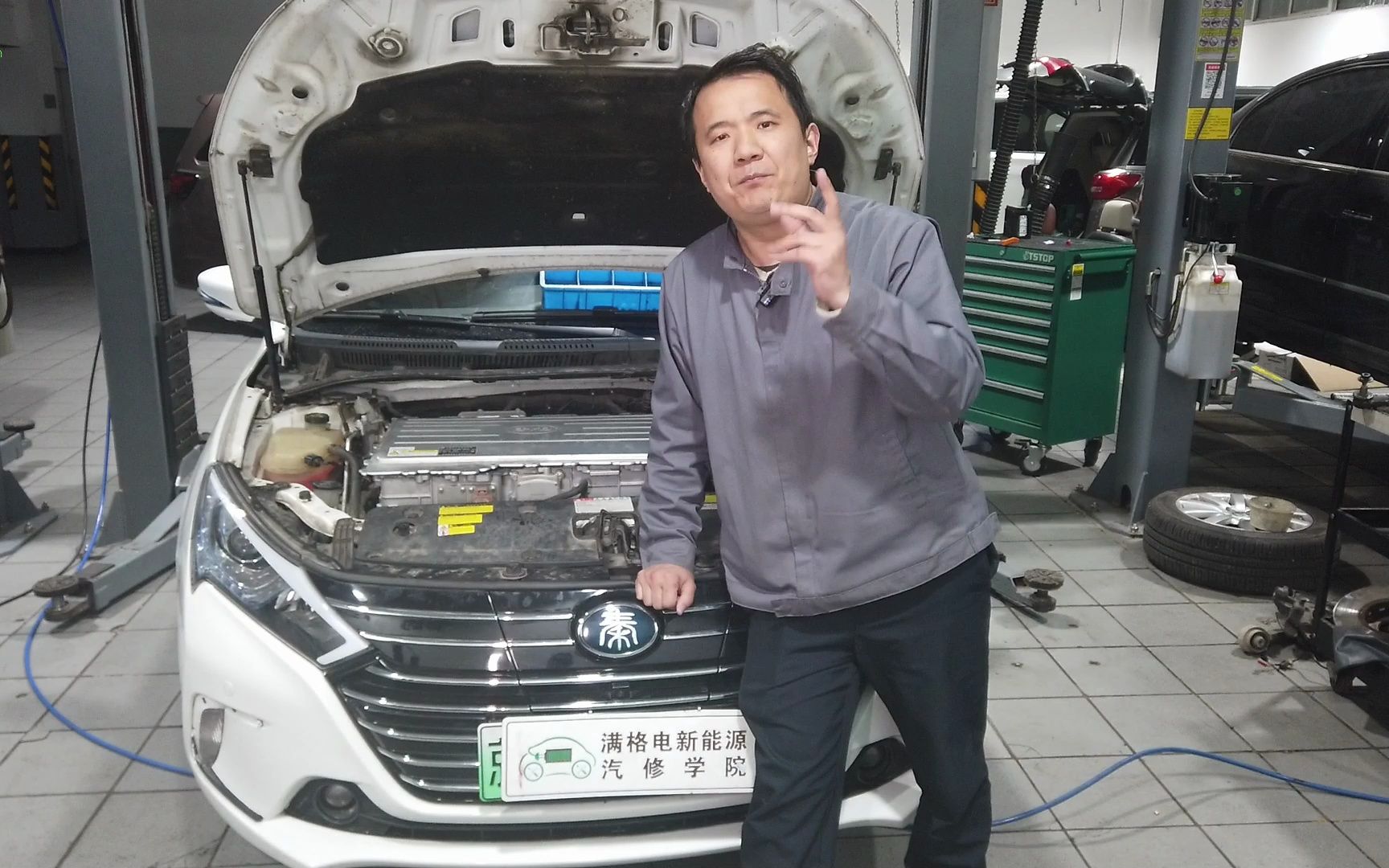 比亚迪BYD秦为啥这么爱坏!无法快充,高压电控IGBT维修