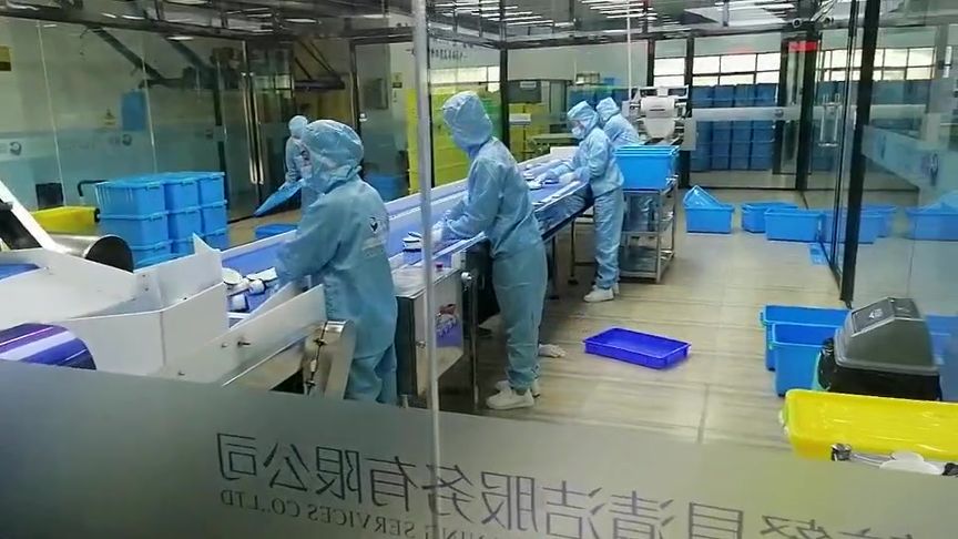 想知道餐具是怎么清洗的吗#机械设备 #餐具消毒