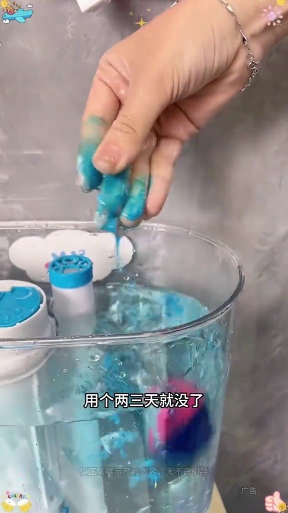 去了邻居家才知道,原来邻居好精致的,她一直在用这款洁厕棒 #卫生间...
