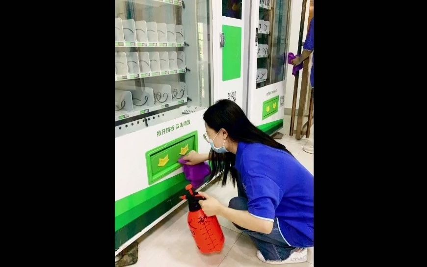 广西顺奔奕澜画室开学前期做好消毒清洁工作迎接新生