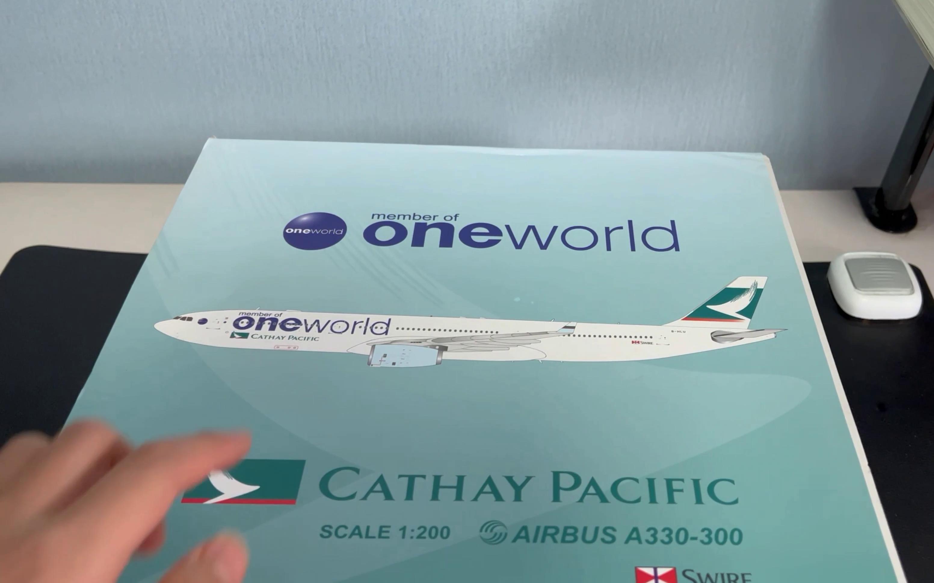 国泰航空(寰宇一家涂装)A330-300型客机模型开箱