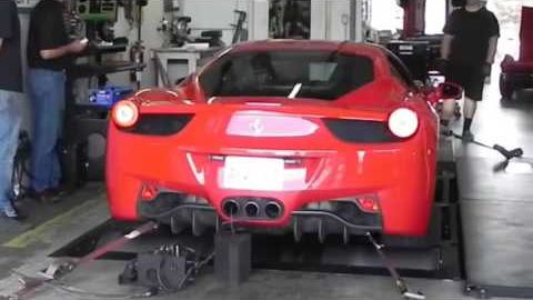 法拉利台架实验,轮胎转速不算什么,发动机轰鸣才是重点