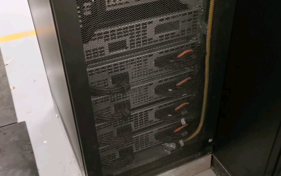 工业级ups,一个模块50KW,五个模块50块电池供电,单块12v157Ah
