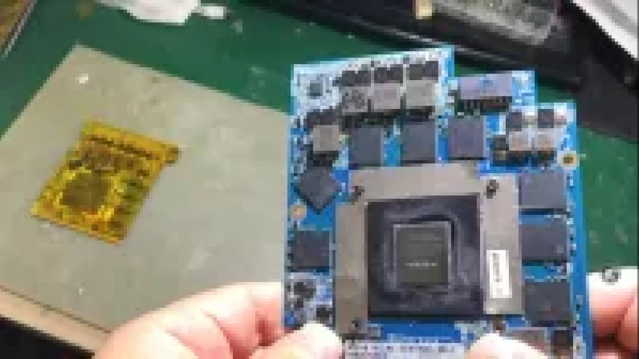 蓝天GTX1070显卡核心被压碎 师傅更换显卡GPU全过程,让显卡恢复如初