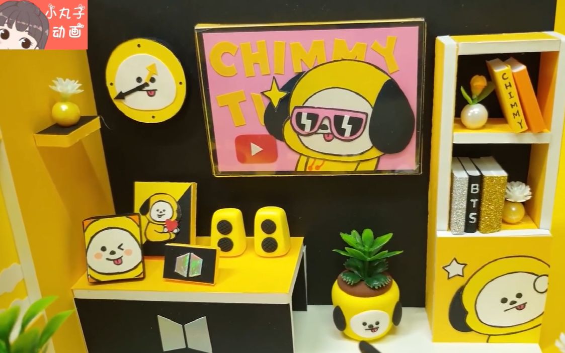 小企鹅戴上卡通墨镜 时钟音响照片趣味盆栽