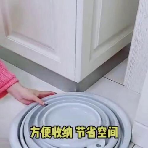 媳妇管得太严,连闺女都看不下去了,真不愧是爸爸的小棉袄!
