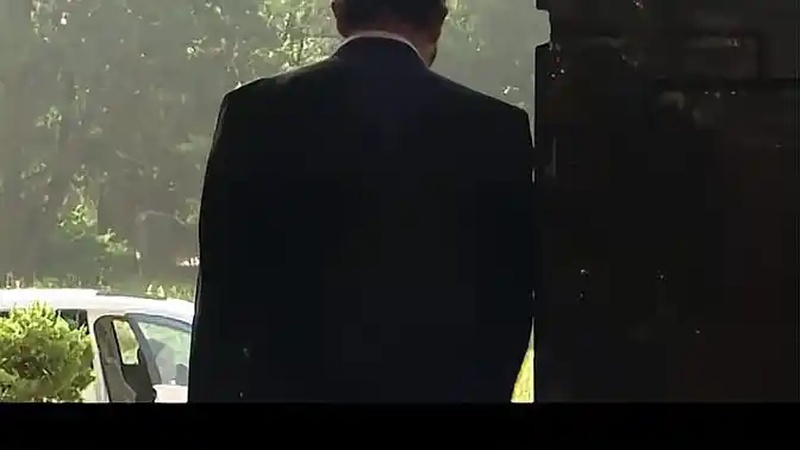 心火:通过对主管咨询,男人都喜欢这类型,冰冰担心起老板