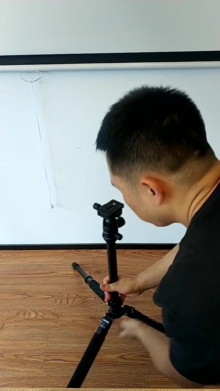 6620A三脚架+滑轨使用安装方法