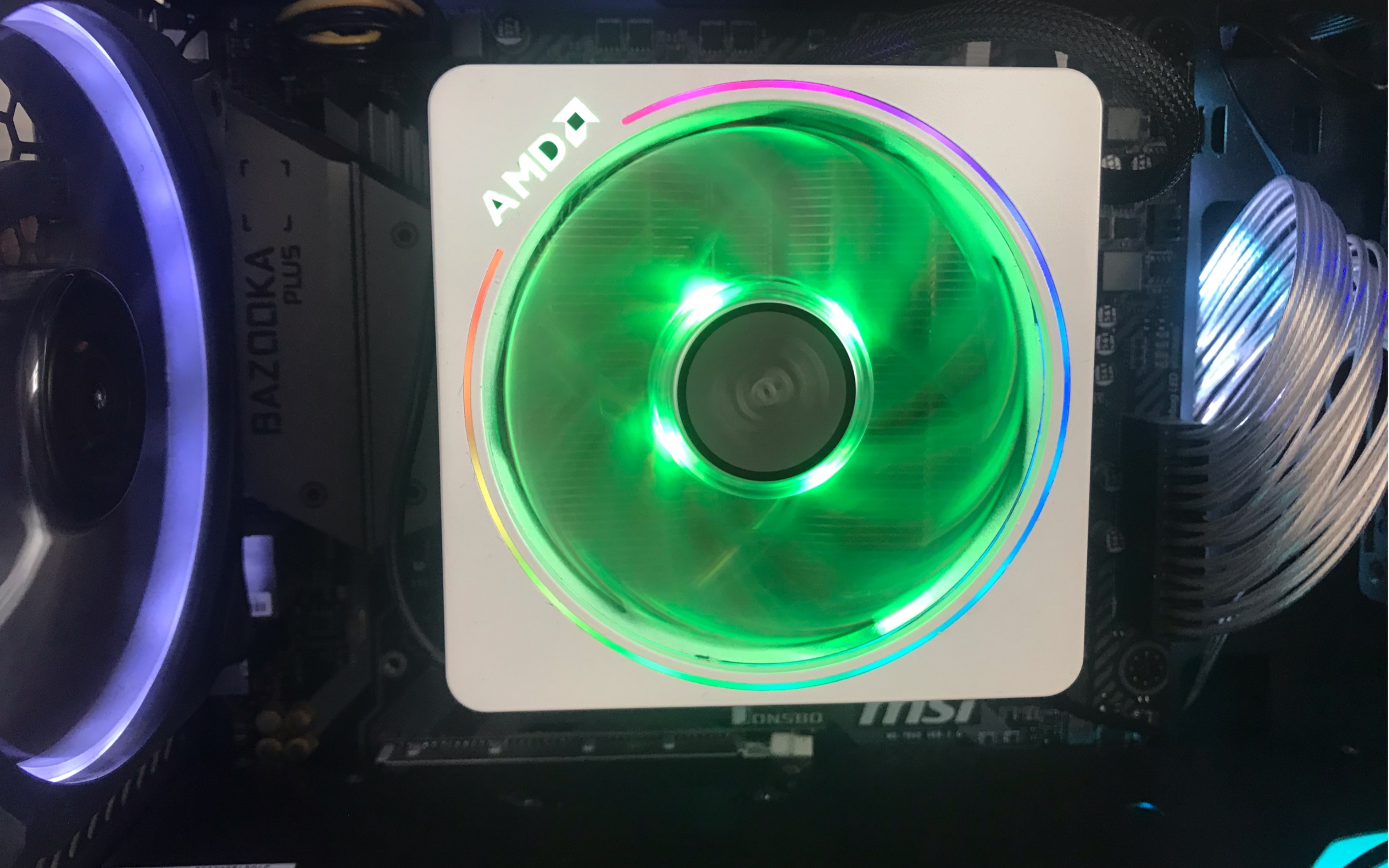 AMD原装散热器RGB调节