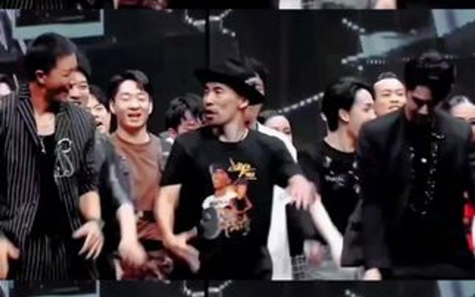 ...哈哈哈哈 不愧是 人间卡点机 无论什么bgm 都能卡的上 还卡的这么精准