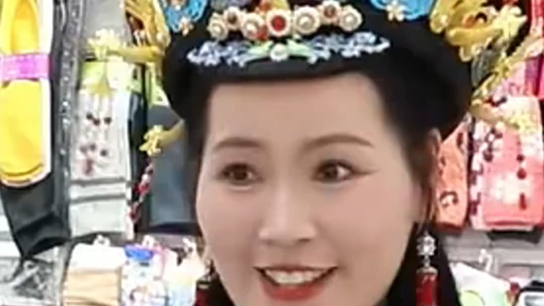 智能文案+AI视频,看义乌老板娘如何用DeepSeek玩转跨国生意