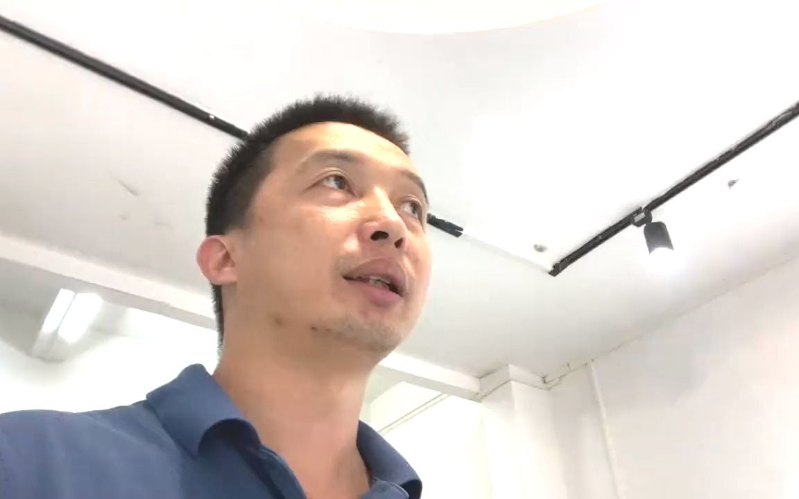 深远电动车销售购买如有因车辆问题上不了车牌,本店一律包退换货