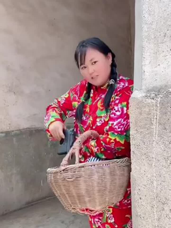 #影视道具都是假的请勿模仿 #记录电影人的点点滴滴 #逗你一笑烦恼...