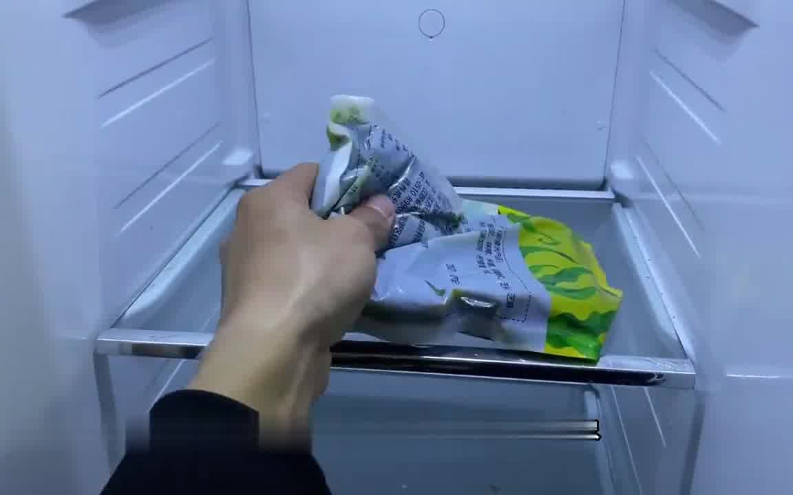 西门子冰箱保鲜室结冰《。,哎!又,来。这一,出啊?烦不烦啊?