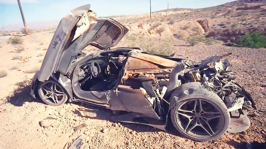 老外捡到一辆迈凯伦跑车,价值340万左右,网友:换我捡到白高兴