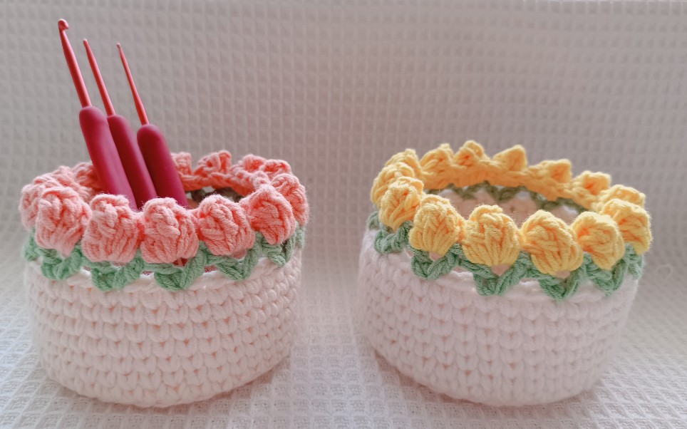 郁金香收纳盒,钩针编织教程,基础针法很实用。