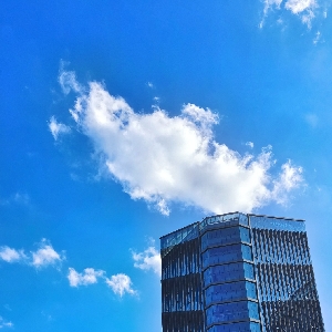 又见浮云朵朵 