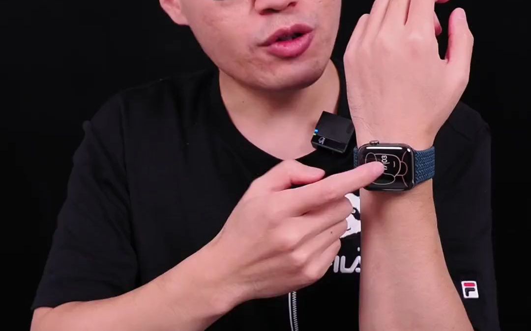 苹果智能手表Apple Watch S8不锈钢版开箱测评!