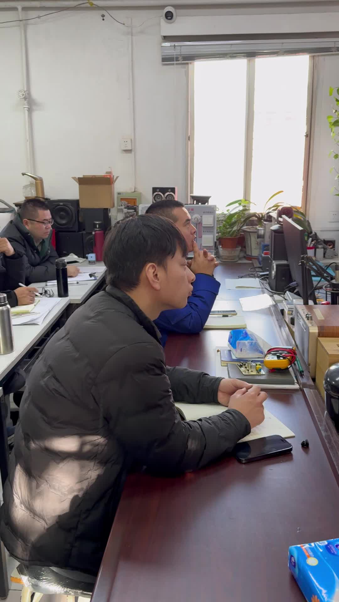 赵全老师电路基础开班啦! #电路基础 #维修培训 #华宇万维 #芯片级...