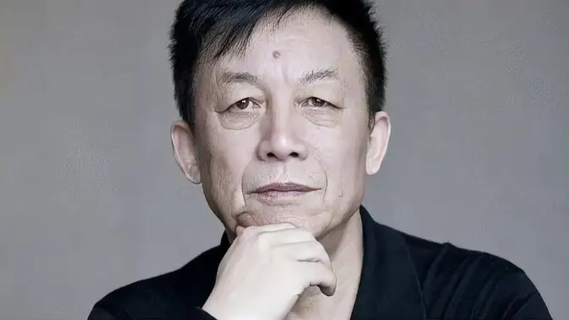 易中天:中国人所谓信,完全是实用主义,是只有崇拜没有信仰的
