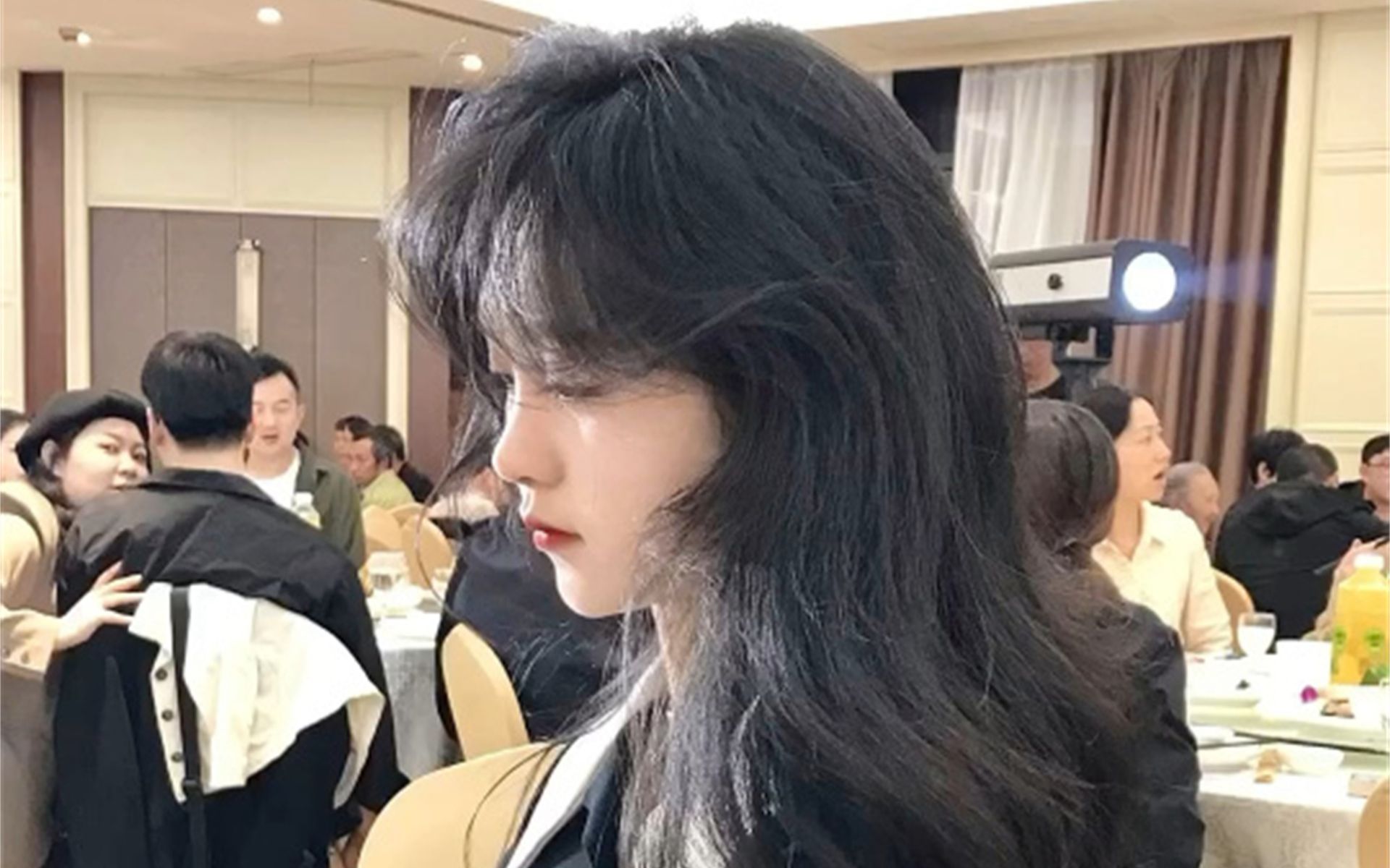 婚礼上超受关注的韩系慵懒卷发教程来啦!