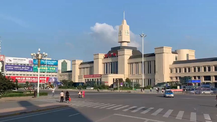 佳木斯到哈尔滨的高铁上观窗外美景