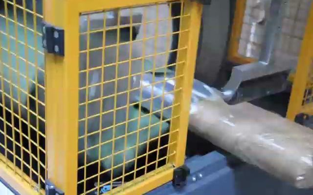 PE编织带缠绕机自动水平包装水管缠管材木材围膜机