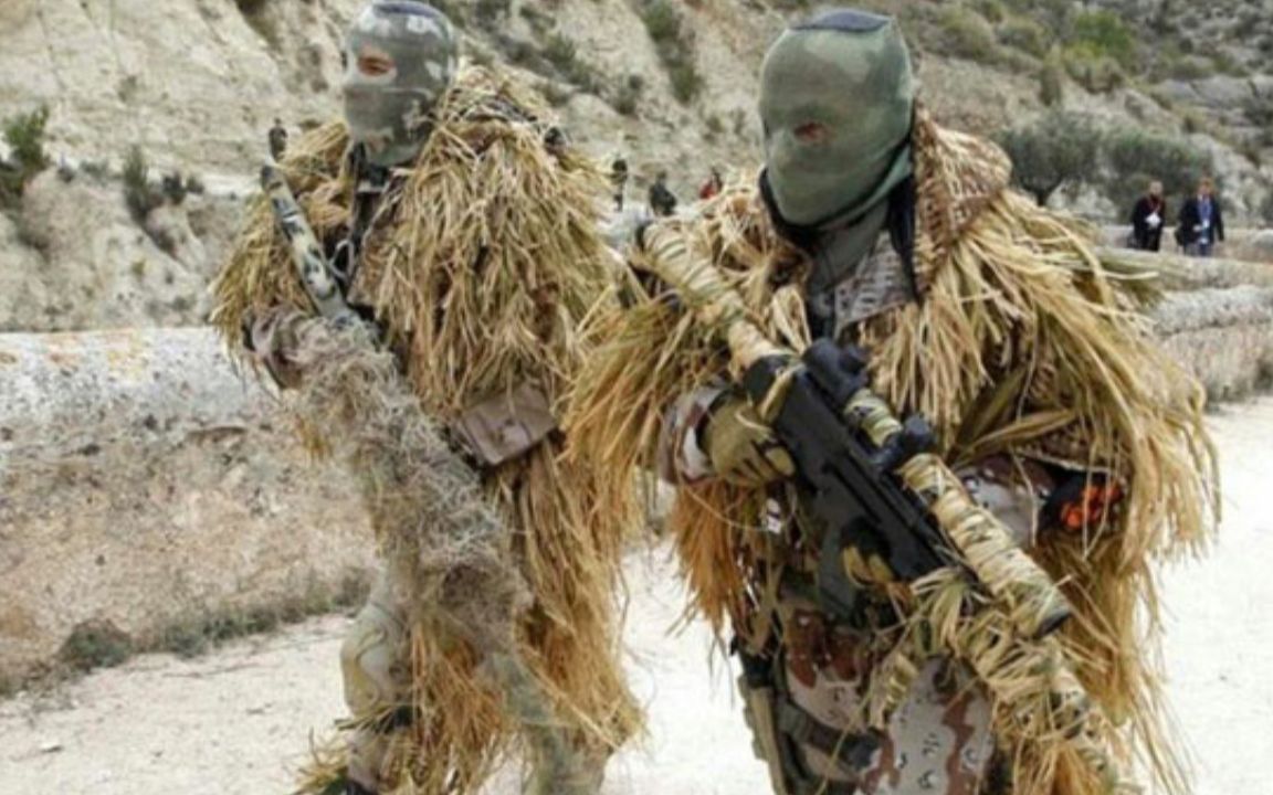 特种兵单兵装备,美军一套20万,解放军一套33万,差距有多大?